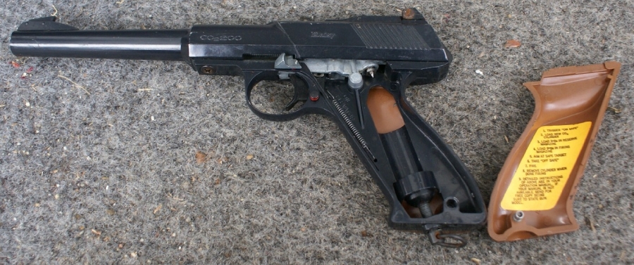 Vintage 1970 Daisy Model 200 Semi Auto Co2 Bb For Sale at GunAuction ...