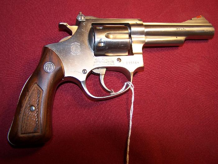 Rossi Firearms M511 Stainless Steel 22 Revolver Ajustable Sights For ...