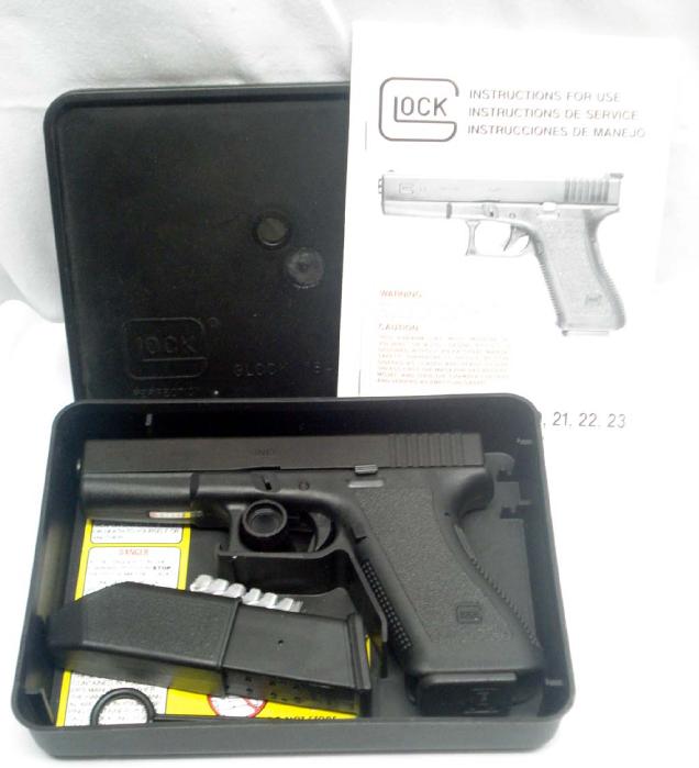 Glock Inc. GLOCK 17 9MM SEMI AUTO PISTOL