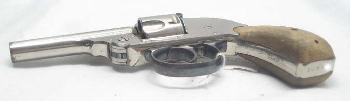 Harrington & Richardson, Inc. H & R .32 Cal S & W Ctge 5 Shot Revolver ...