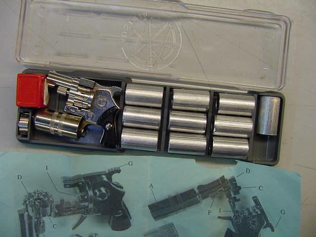 Xythos- Who Cares- Too Small Xythos Miniature Flare Gun Set - Tooooo ...