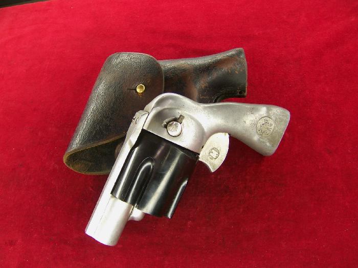 Manville Tear Gas Revolver--5 Shot--12 Gauge With Holster For Sale at ...