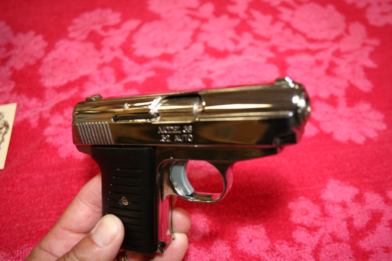 Jennings Model 38 In .32 Auto Chrome With Black Grips Two Mags And Box ...