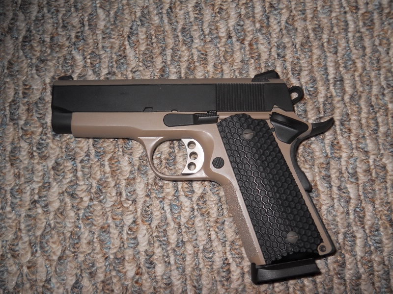 Armscor - ROCK ISLAND ARMORY 1911 A1 .45 ACP Compact CUSTOM - Picture 2