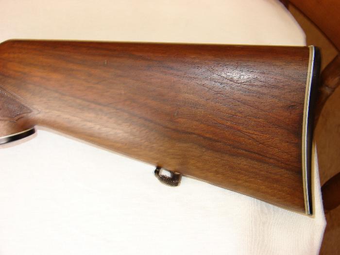 Skb 12 Ga. Semi-Auto Shotgun For Sale at GunAuction.com - 7900467