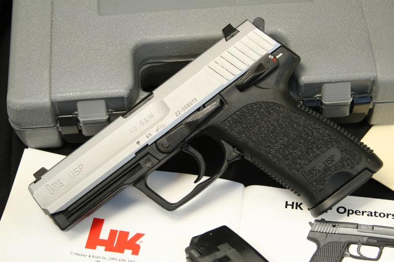 Hk, Heckler & Koch, H&K Usp .40 S&W Semi Auto Pistol - In The Box, 2 ...