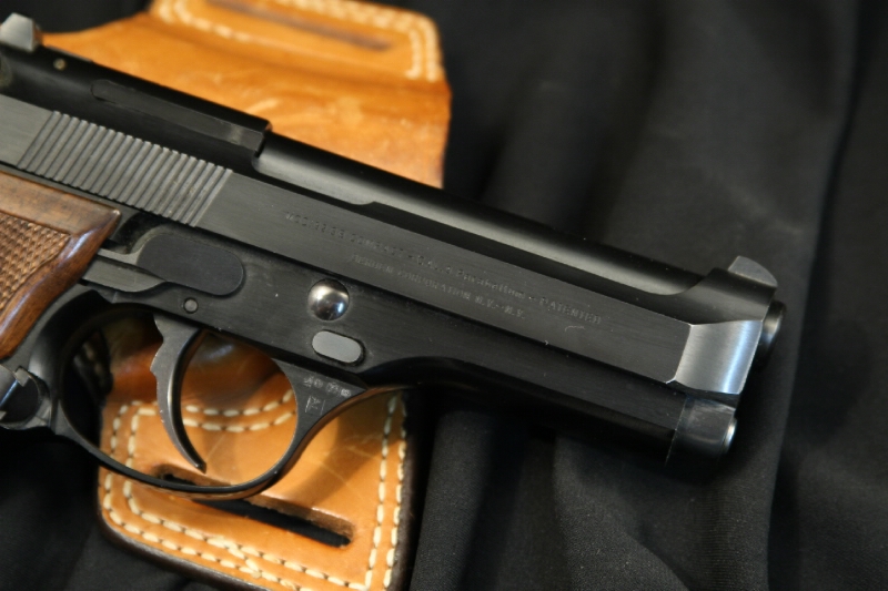 Beretta Model 92 Sb Compact 9mm Double Action Semi Auto Pistol Bianchi ...