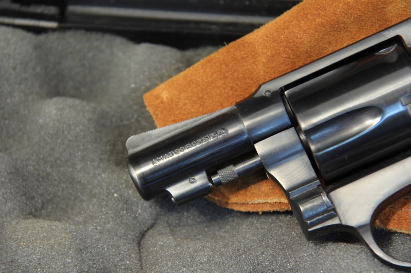 Rossi Model 685 .38 Special Snub Nose Double Action Revolver W/ Holster ...