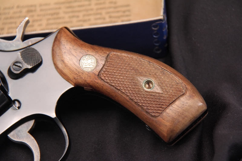 Smith & Wesson, S&W Model 12-2 M&P Airweight .38 Spl. Double Action ...