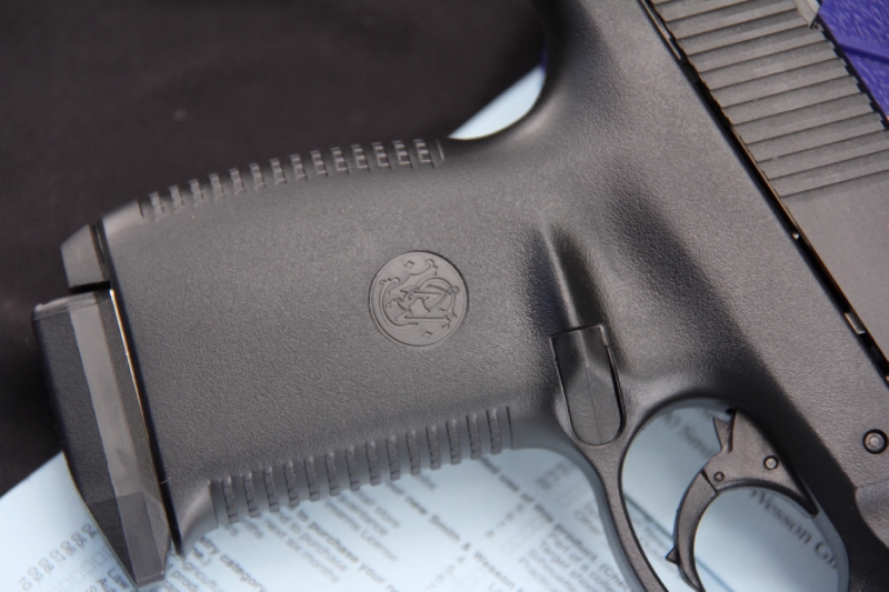 Smith & Wesson S&W Model Sw40f .40 S&W Sigma Semi-Automatic Pistol - In ...