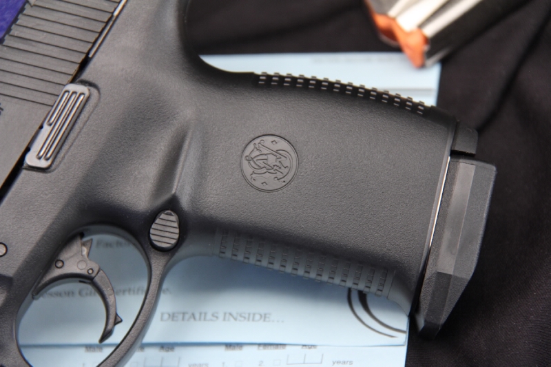 Smith & Wesson S&W Model Sw40f .40 S&W Sigma Semi-Automatic Pistol - In ...