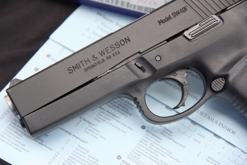Smith & Wesson S&W Model Sw40f .40 S&W Sigma Semi-Automatic Pistol - In ...