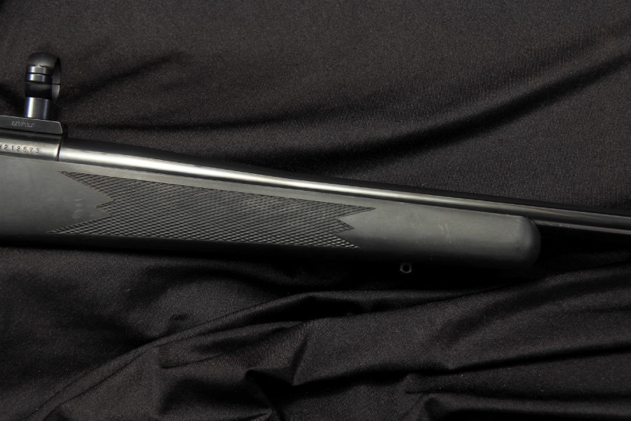 Weatherby Mark V Ultramark .300 Weatherby Magnum Synthetic Bolt Action ...