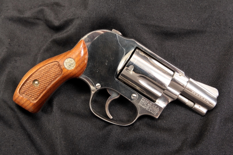 Smith & Wesson, S&W Model 49 Nickel `Bodyguard` .38 Special 2 In. Da ...
