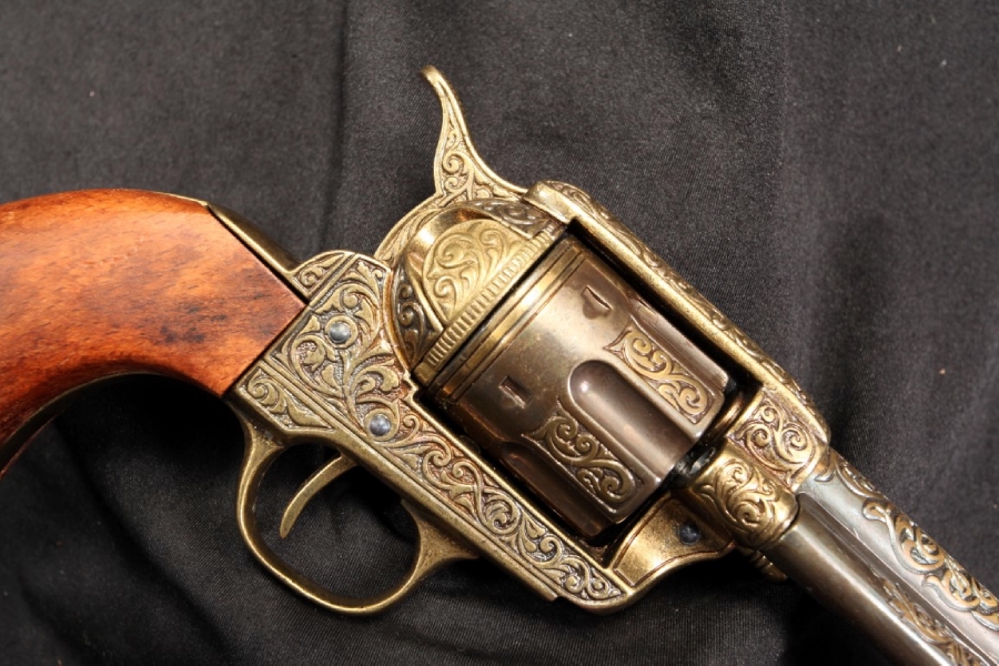 Colt 1873 Single Action Army Peacemaker Replica For Sale at GunAuction ...