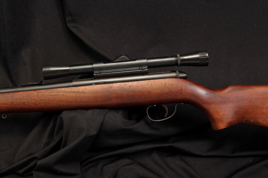 Remington 550-1 .22 S, L & Lr Semi-Automatic Rifle & Scope - 1940 C&R ...