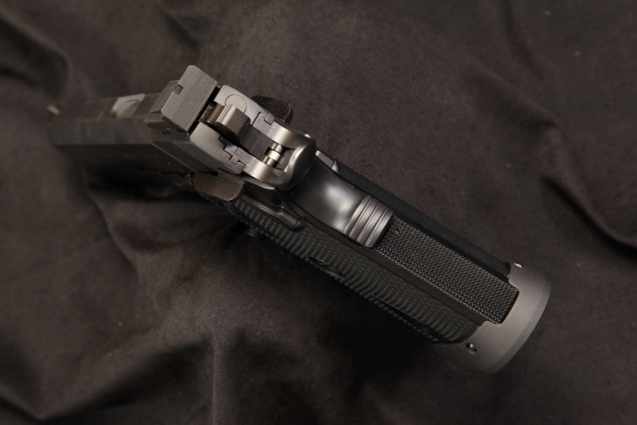 Strayer Voigt Inc. Svi Model Infinity Government .40 S&W Semi Auto ...