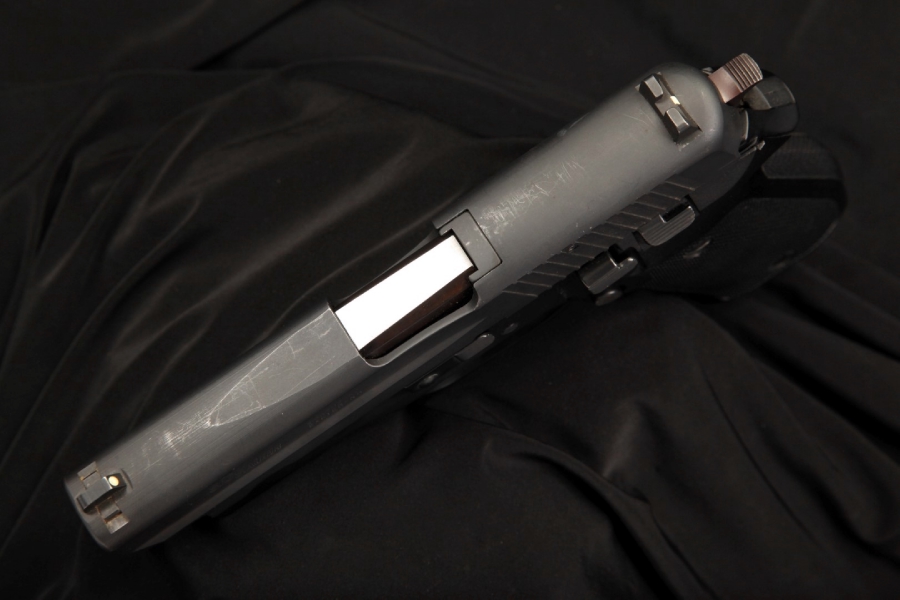 Sig Sauer Model P220 P-220 .45 Acp Double Action Semi Auto Pistol For ...