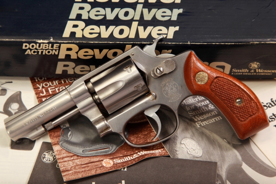 Smith & Wesson S&W Model 650 The .22 Wmrf Magnum Service Kit Gun, Da ...