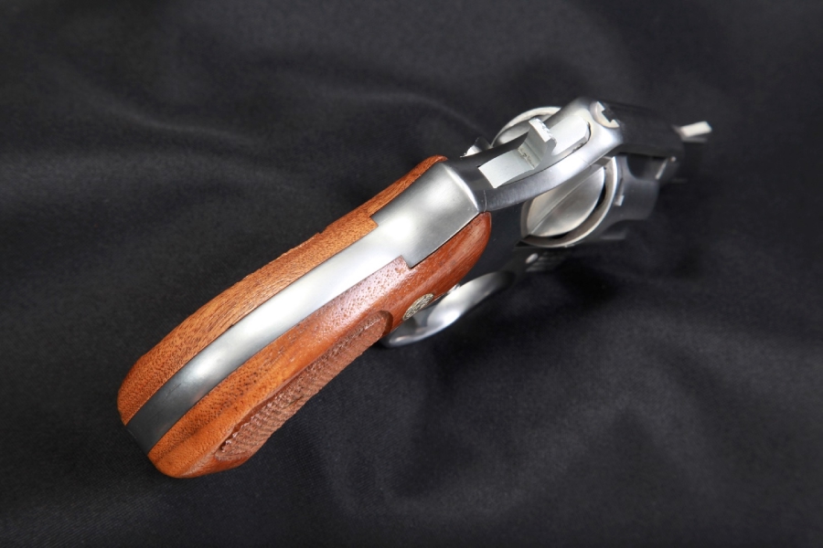 Smith & Wesson S&W Model 64-2 The .38 Military & Police Stainless ...