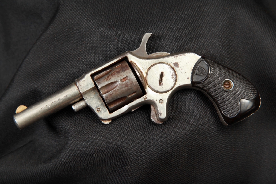 Norwich Falls Pistol Company 'Spy / Suicide Special' .22 Single Action ...