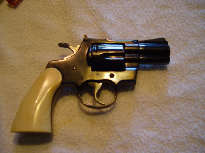 Colt Python, 357 Mag Snub Nose, No Reserve For Sale at GunAuction.com ...