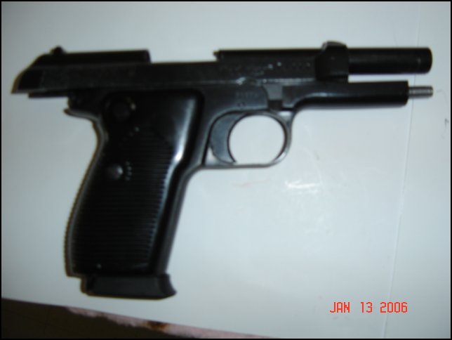 Helwan 9mm Pistol U.A.R. New Grips For Sale at GunAuction.com - 7208318