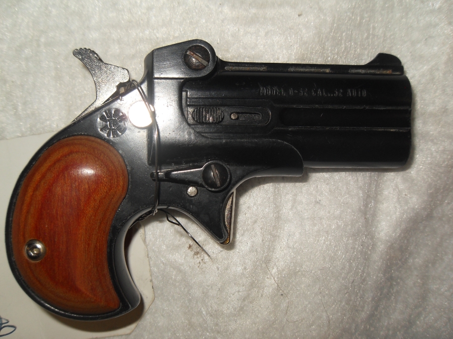 Davis Industries Davis D-32 Derringer