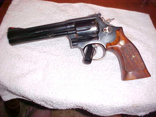Smith & Wesson - S&W 586 (M586-1) 357/38 SPECIAL 6