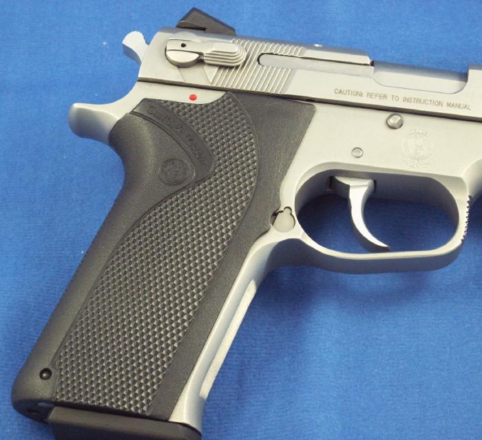 Smith & Wesson Model 1006 Stainless 10mm Pistol With Two Mags For Sale ...