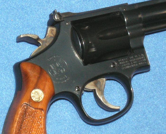 Smith & Wesson Model 48 22 Mag Revolver With Extra 22lr Cylinder For ...