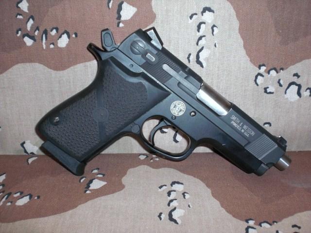 Phoenix Arms - Ontario, Ca Hp22 .22 Caliber Semi-Automatic Pistol _s4 ...