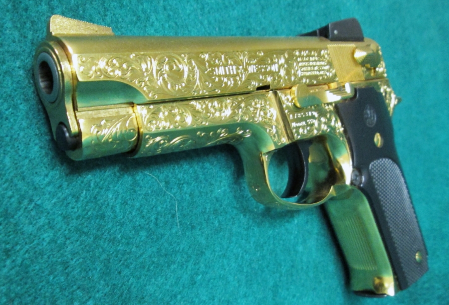 Smith & Wesson - Gold Plated Factory Engraved 559 .9mm W/1 Hi-Cap Mag ...