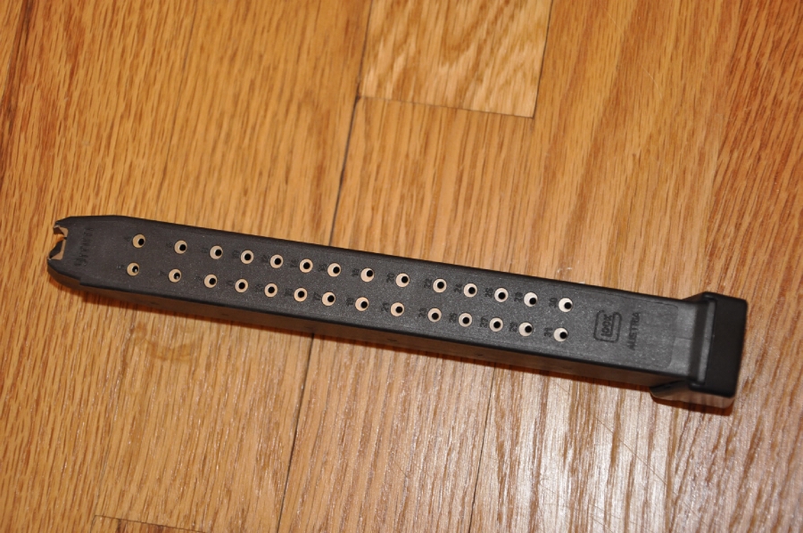 Factory Glock 9 Mm Extended Stick Mag 30+ Rnds For Sale at GunAuction ...