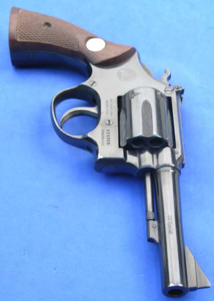 Taurus - Model 84 .38 Special Double Action Revolver - Picture 4
