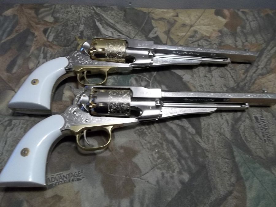 F.Llipietta 44 Cal Black Powder Matching Pistols .44 Caliber Ball For ...