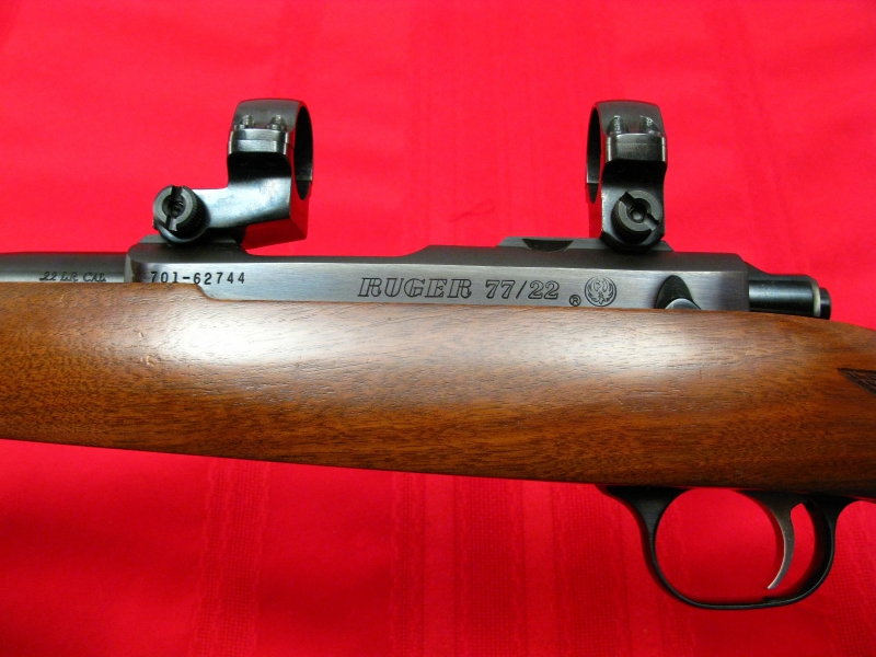 Ruger Model 77/22 Rs .22 Lr Walnut/Blued, Sights, Extra Rings, As New ...