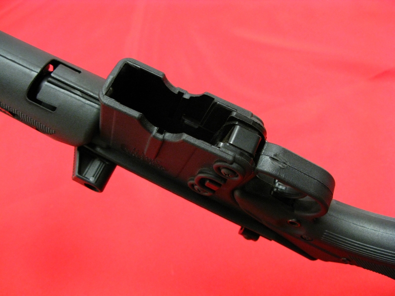 Kel-Tec Su-16 .223 Rem Ultra Light Folding Carbine, Uses M16/Ar15 Mags ...