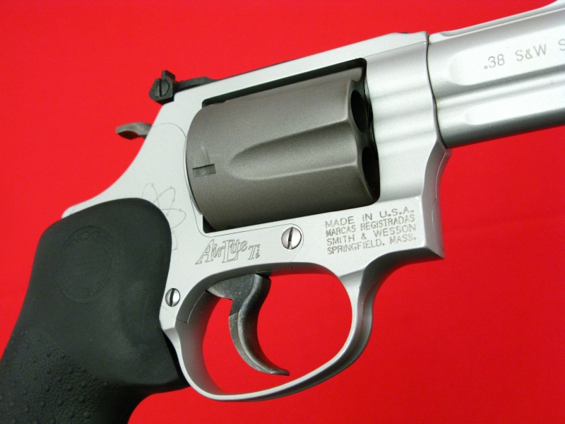 Smith & Wesson - Model 337-1 .38+P Titanium Kit Gun...3.2` Bbl, 13 Oz ...