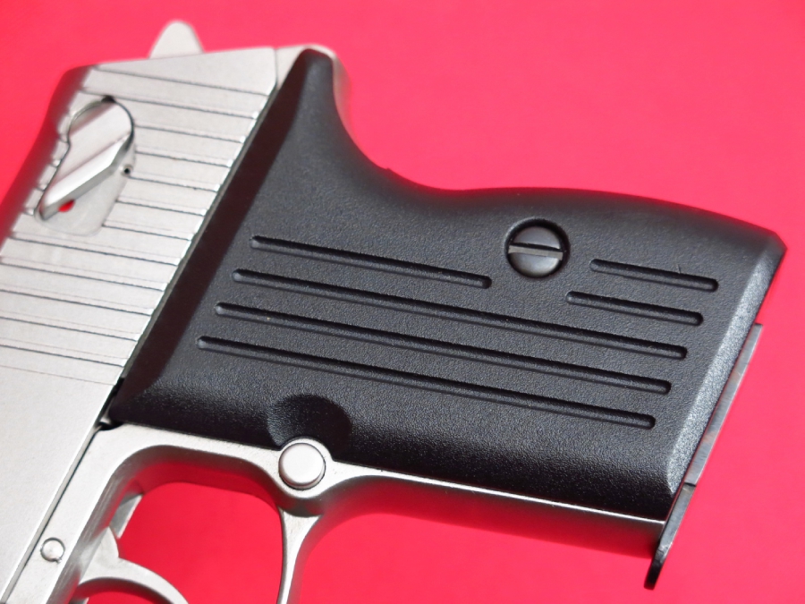 Detonics Pocket 9 Stainless 9mm Double Action...As New In Box...No ...