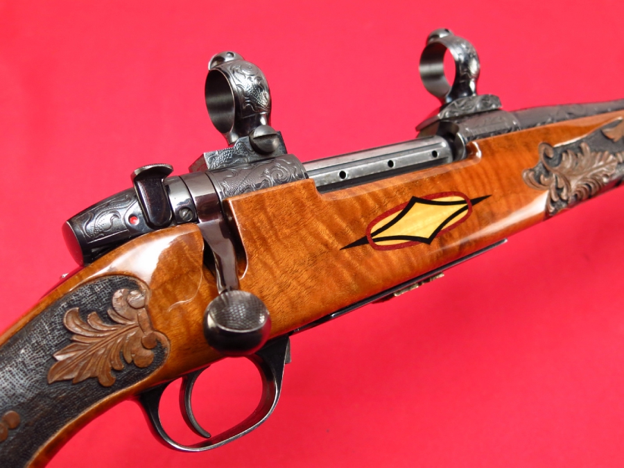 Weatherby Mk V Crown Custom .270 Wby...Factory Engraved/Carved Stock ...