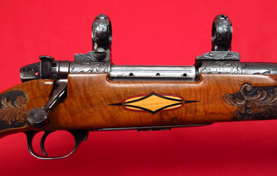 Weatherby Mk V Crown Custom .270 Wby...Factory Engraved/Carved Stock ...