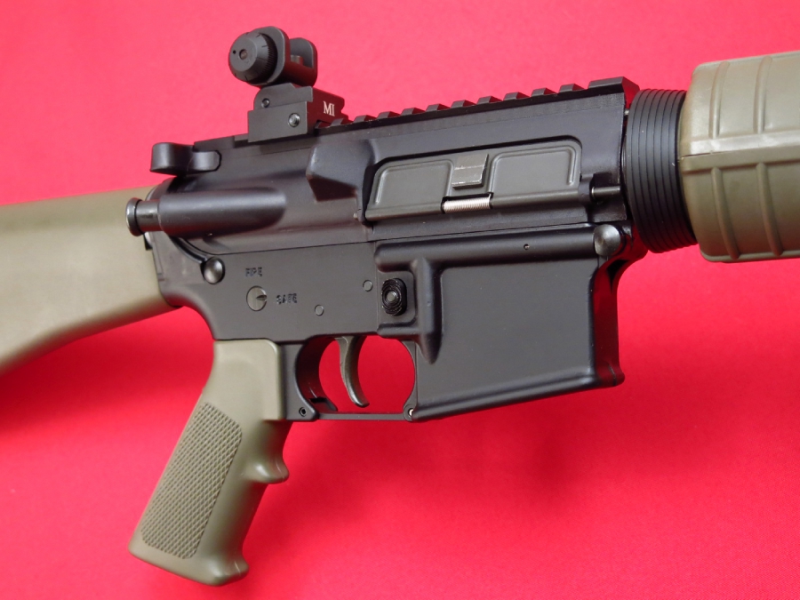 Armalite M15a4 Flat-Top 20" Bbl, Buis, Od Green Stocks...Mint Condition ...
