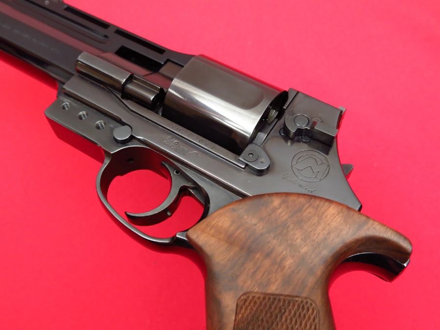 Mateba Unica 6 .44 Magnum Semi-Automatic Revolver...Scarce...As New In ...
