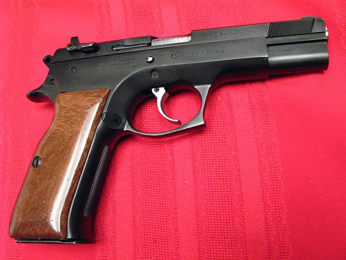 E.A.A. Inc- Fab 92 9mm Cz-75 Clone W/ Decocker...15-Round Mag...No Resv ...