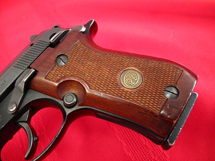 BERETTA - Model 82-B 7,65mm - .32 ACP...Rather Scarce pistol, Mfd. 1981 ...