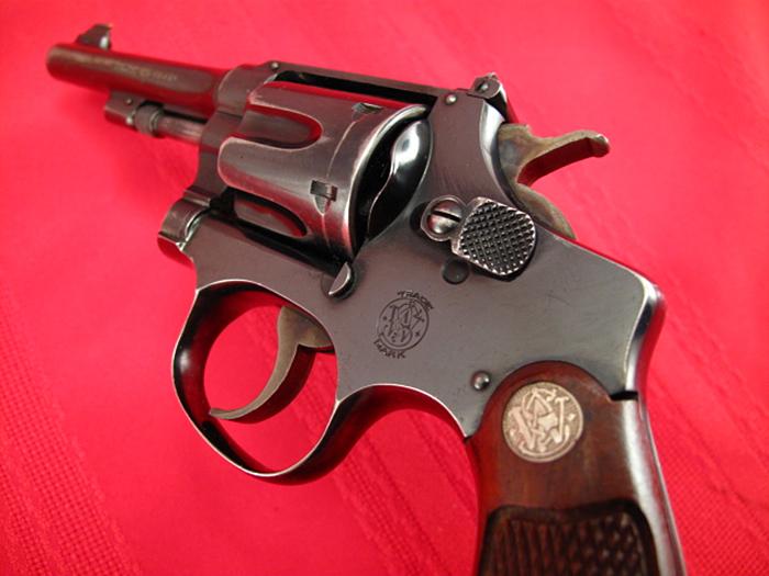 Smith & Wesson - Pre-War 22/32 .22 Lr Kit Gun...Very Revolver...C&R Ok ...