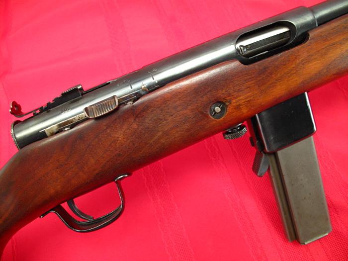 Harrington & Richardson - H&R Reising Model 60...Wwii .45 Carbine ...