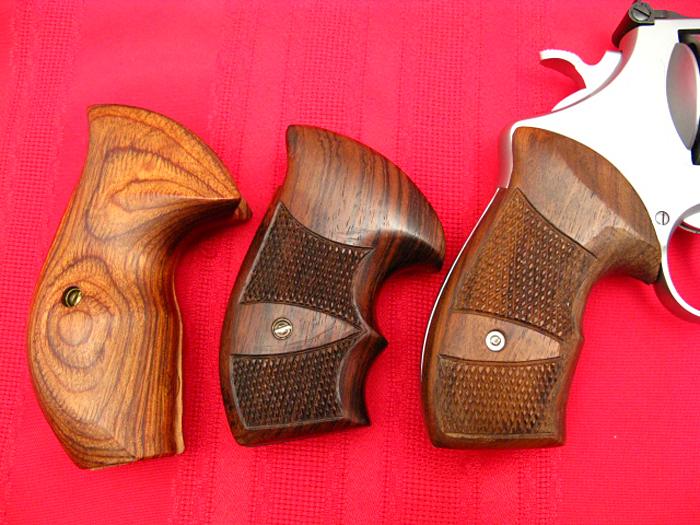 Smith & Wesson - 627-3 Pc .357 8-Shot 2-5/8``... Original Bloodwork ...