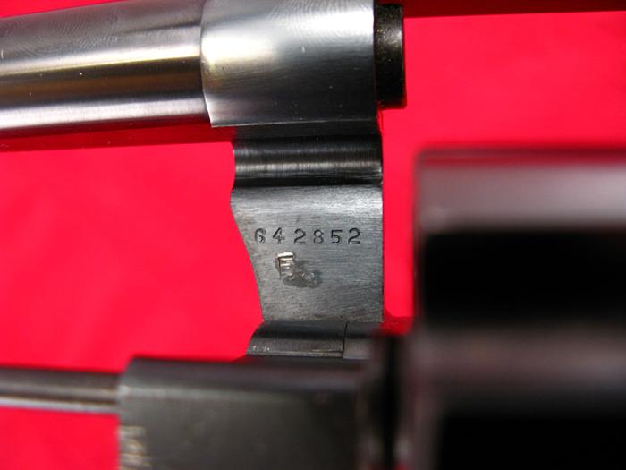 Smith & Wesson - 627-3 Pc .357 8-Shot 2-5/8``... Original Bloodwork ...